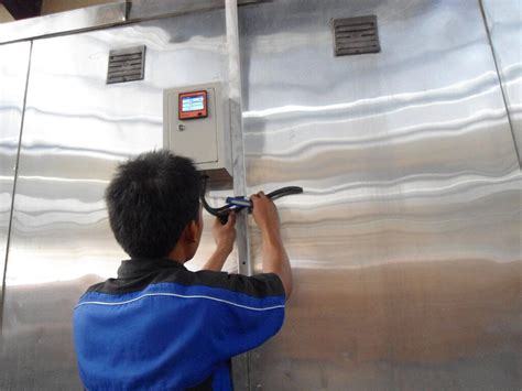Sistem Monitoring Suhu Dan Kelembaban Berbasis Iot Testindocoid
