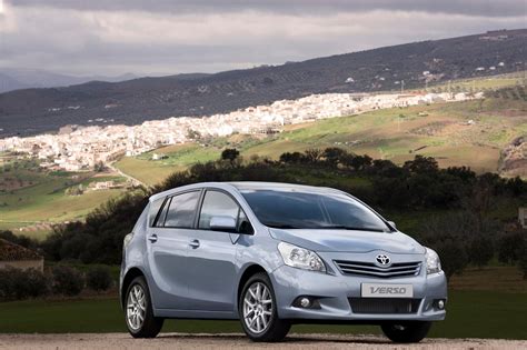 Toyota Verso 2009 Ficha Técnica Jrye