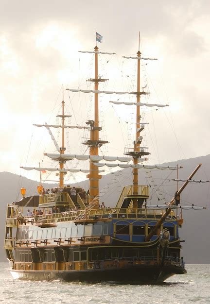 Premium Photo Old Sea Ship