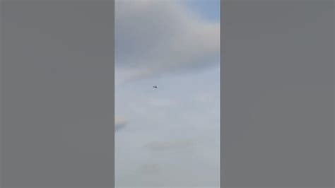 광활한 하늘과 구름 그 속을 날으는 헬리콥터 Youtube