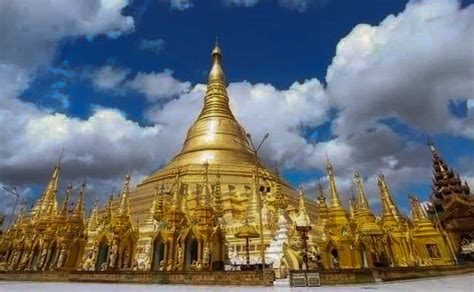 ရွှေတိဂုံစေတီတော်မြတ်ကြီး၏စေတီရံ ၂၀ ကျော်နှင့်စေတီကြီး ၄ ဆူကို ရွှေသင