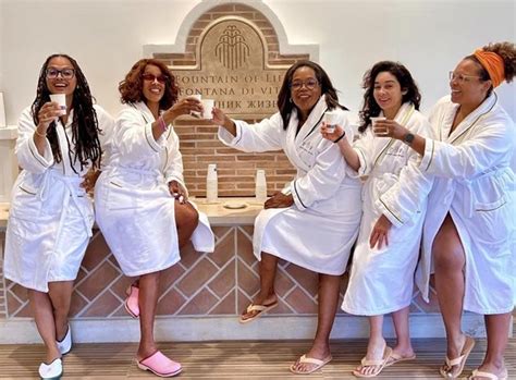 Опра Уинфри пи на воля от водата на Фиуджи с която се лекувал Микеланджело 24 Здраве