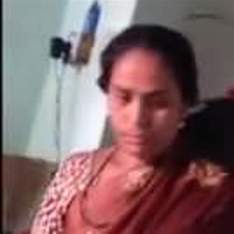 Satin Silk Saree Muslim Aunty Showing Boobs Free Porn Xhamster