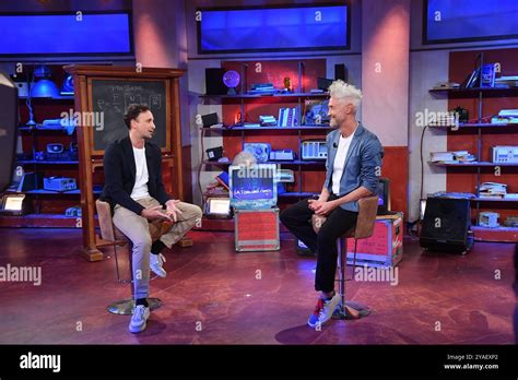 Rome Teatro Delle Vittorie Broadcast The Physics Of Love In The Photo Vincenzo Schettini And