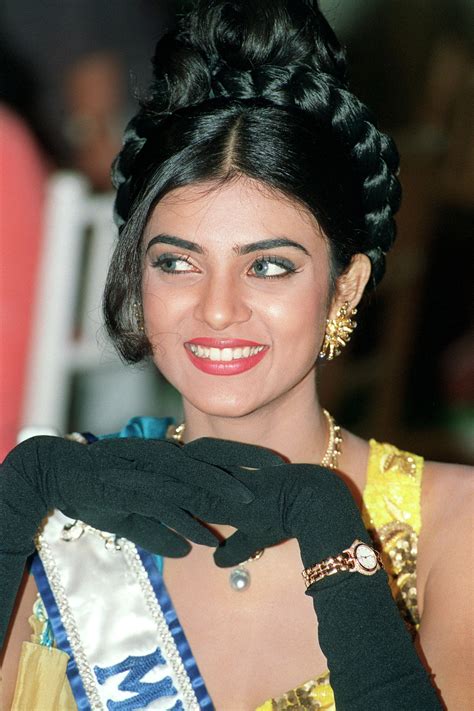 11 Unseen Pictures And Videos Of Sushmita Sen From Miss Universe 1994