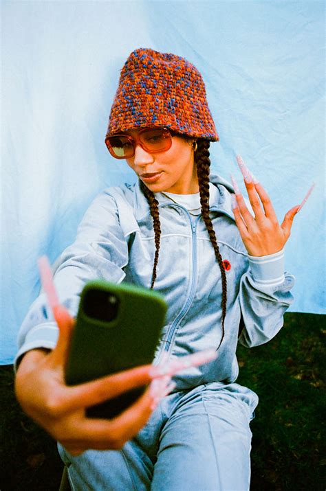 Ella Knight Qanda Ahead Of Her Pop Up Party Gig In May On Binks Yard