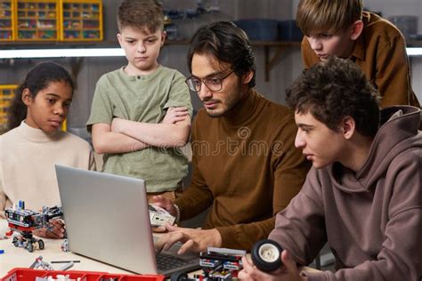 Boy Programming Robot In Class Stock Image Image Of Laptop Teamwork