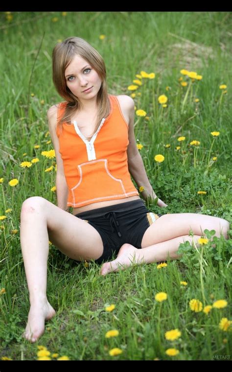 Picture Of Elle B