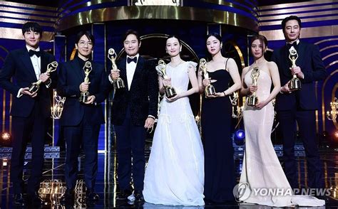 청룡영화상 수상 단체사진  영화 Tv 에펨코리아