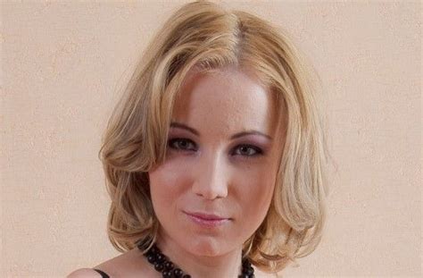 Anastasia Roxx Biography Wiki Age Height Career Photos And More
