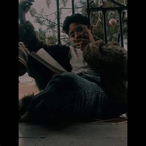 Ian Diaz Iani Universe • Threads Say More