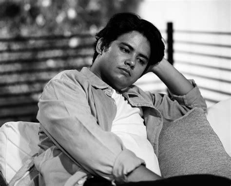 Disebut Pacari Artis Di Bawah Umur Aliando Syarief Jadi Sorotan