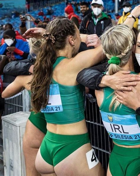 Sophie B Ecker Okokyousee