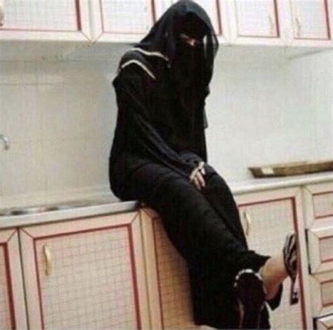 رياكشن Reaction Photographer Portfolio Documentary Photographers Niqab