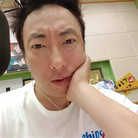 사진 찍혀 공개된 박명수 자동차의 실제 가격 포스트쉐어