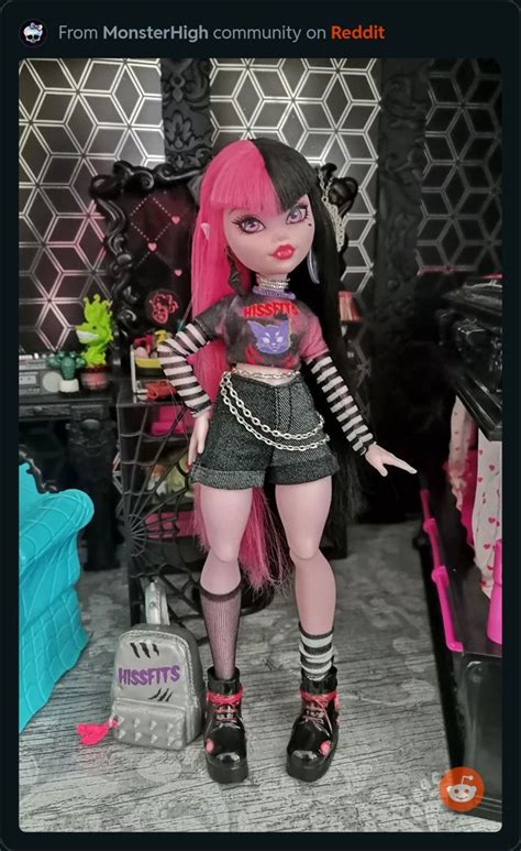 G3 Draculaura Nerd Emo Draculaura Doll Outfits
