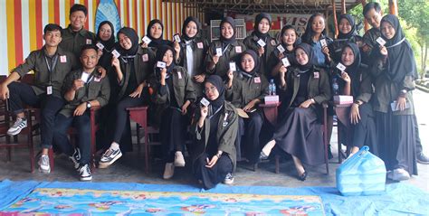 Pelipat Pakaian Otomatis Dengan Tiga Mode Pelipatan Berbasis Mikrokontroler Teknik Informatika