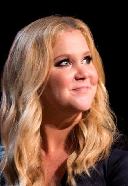 Amy Schumer Live From The Apollo On Hbo Tv Show Episodes Reviews