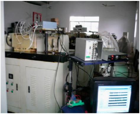 a two stage rolling bearing weak fault feature extraction method