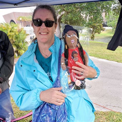 Meet Julia Robinson Canvasrebel Magazine