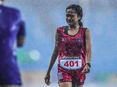 ទោះប្រកួតមិនឈ្នះ តែកីឡាការិនី ប៊ួ សំណាង បានយកឈ្នះបេះដូងប្រជាជនខ្មែរ Lomhe Food And Travel Review