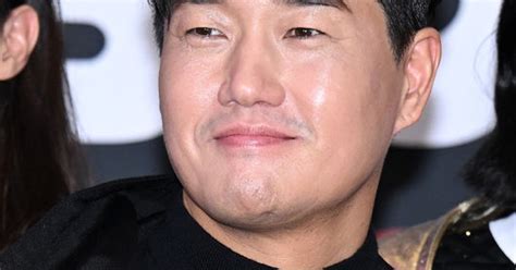 유지태훈훈한 미소 사진