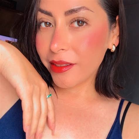 Karinne Karinne Karinnekarinne8888 • Threads Say More