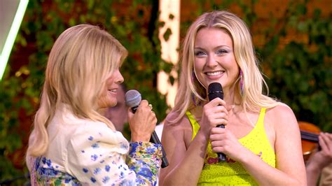 Allsång På Skansen Kaj Zara Larsson Medina Daniela Rathana Mfl
