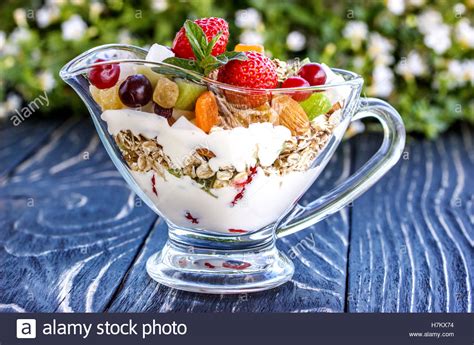 Ensalada De Frutas Con Yogurt