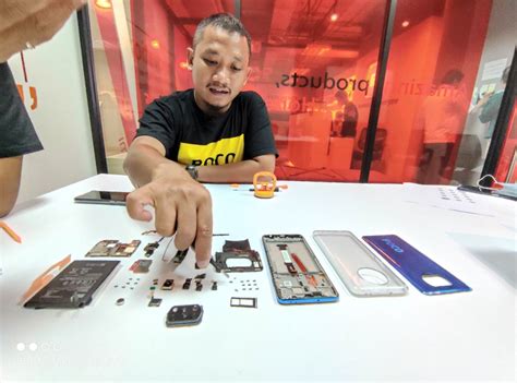 Teardown Poco X Nfc Ternyata Begini Jeroan Ponsel Rp Jutaan Paling Buas