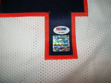 Walter Payton Cards Memorabilia Autographs And Rookie Card Guide