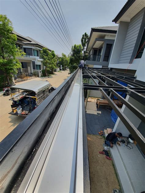 🚩 รางน้ำฝนสแตนเลสเกรด304 🚩ความหนา0 7m M 🚩 พับขึ้นรูปตามแบบ 🚩รอยต่อเชื่อมอาร์กอน 👨‍🔧 รับประกันยาว