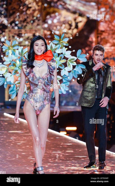 Model Ming Xi On The Runway During The 2018 Victorias Secret Fashion