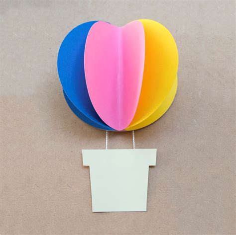 Объёмные и разноцветные воздушные шары