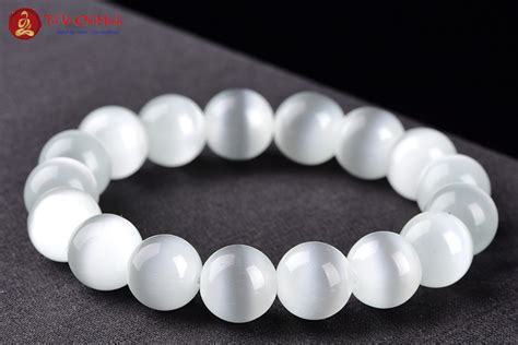 Đá Mắt Mèo Bí Mật Phong Thủy Và Cách Chọn Đá Hợp Mệnh Mang Lại May Mắn