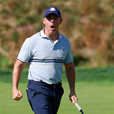 Sec Couple Joke About Shane Gillis Sydney Sweeney Goes Viral The Spun