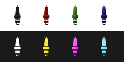흑백 배경에 격리된 자동차 스파크 플러그 아이콘을 설정합니다 자동차 전기 촛불 벡터 강철에 대한 스톡 벡터 아트 및 기타 이미지