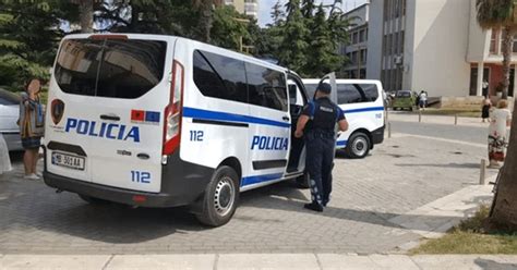Punëtorin Në Berat E Zunë Poshtë Gurët E Kalasë Dhe Ndërroi Jetë Arrestohet Në Tiranë