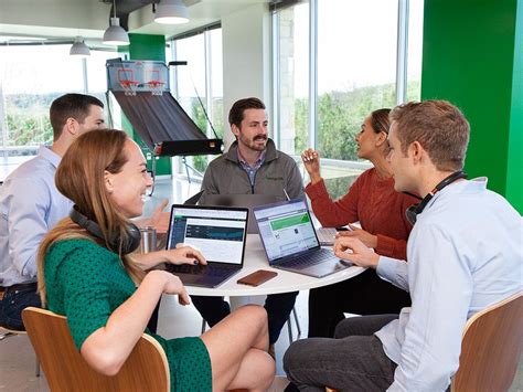 Mongodb On Linkedin How Mongodb S Sales Team Is Building A Billion
