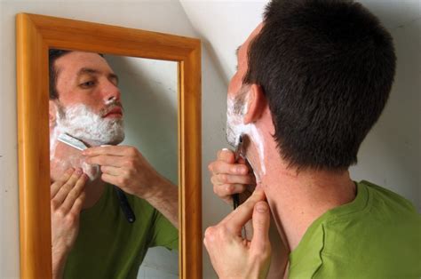 How To Avoid Getting Razor Burn