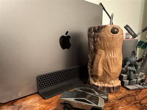 Universal Parametric Vertical Laptop Stand By Fergymcferguson Download Free Stl Model