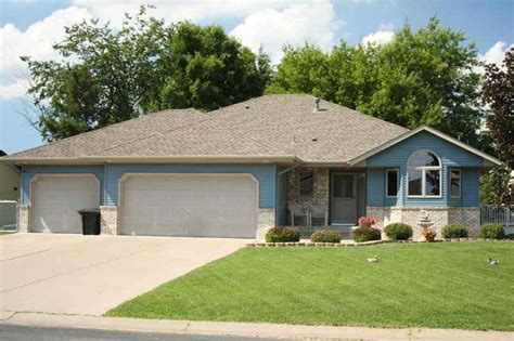 Seamless Siding Installation Contractors In The Twin Cities