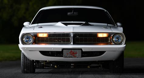 70 Plymouth Cuda Is Reborn With Gen Iii Hemi Power Holley Motor Life