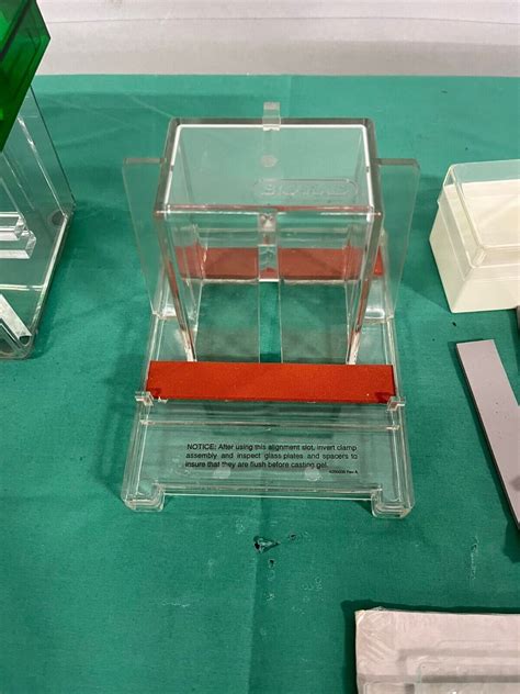 Used Bio Rad Lot Mini Protean Ii Cell W Protean Ii Xi Inner Plate And Other Parts Dna Related
