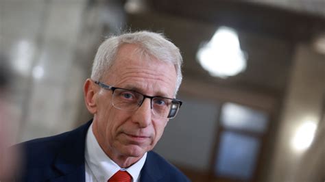 Продължаваме промяната се възмути че парламентът отказа да изслуша Митов за пожарите