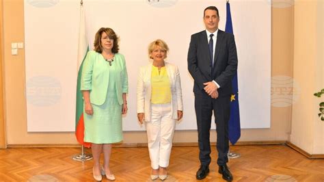 България има пълна готовност за възобновяване на фериботната линия Русе Гюргево заяви