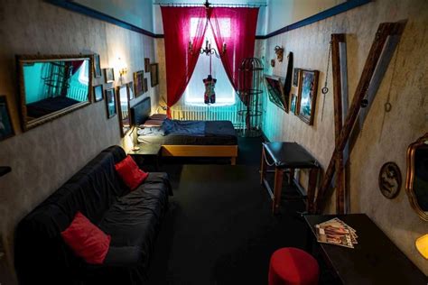 Vintage Bdsm Kinky Apartment Entire 65m2 Space For Up To 6 Guests