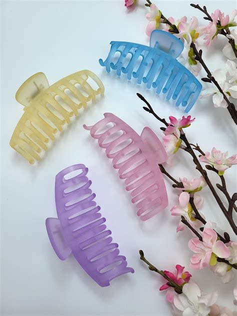 Set Of 4 11 Cm Translucent Premium Hair Claw Light Blue Pink