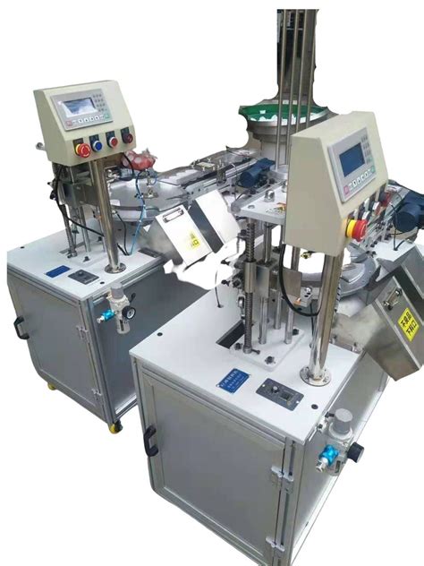 Automatic Cap Liner Inserting Machine Cap Wadding Machine Cap Lining