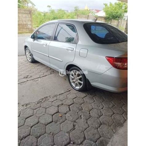 Mobil Honda City Vtec 2004 Silver Siap Pakai Di Cilacap Tribun Jualbeli